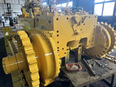 Cina Sd22 Sd32 Sd60 Bulldozer con triplice ripper e 213 L/min Discarica da Shantui in vendita