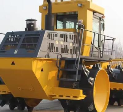 Cina Compattatore di discarica a 4 ruote da 23 tonnellate SR283 Rubbish Roller per la compattazione su larga scala dei rifiuti in vendita