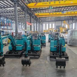 China 15000 mm Profundidade máxima de escavação Mini Excavadora com cabine e acessórios opcionais à venda