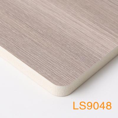 China Flame Retardant Formaldehyde Free Wood Grain Bamboo Charcoal Wood Veneer Sheets for sale