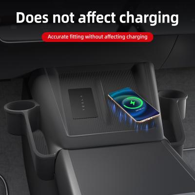 China Tesla Model Y Juniper 2025 Custom-Molded Console Insert with Qi Wireless Charging and Anti-Slip Silicone Padding for sale