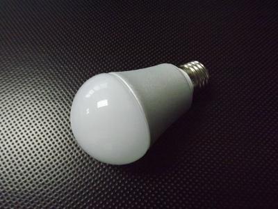 中国 50Hz 7Watt 240volt CCT 明るい LED の電球家の照明、6500k 6700k のための 180 度 販売のため