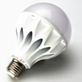 China Ampolas eficientes 3000k/6000k do diodo emissor de luz da energia de G100 AC120V 16W ângulo de feixe de 120 graus à venda