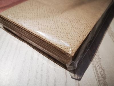 Cina Tovagliolo di carta 17gsm di colore amichevole eliminabile della pelle delicatamente di colore due in vendita