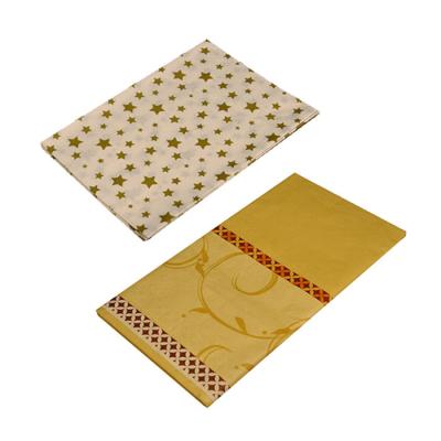 Cina Tovaglia di carta gialla premio, coperture di campeggio della Tabella di picnic 54x108 in vendita