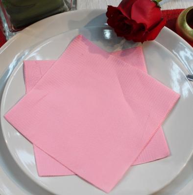 Cina tovagliolo di carta eliminabile di colore 17gsm per il partito di sarchiatura del partito di Holdiday in vendita