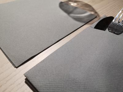 Cina Tessuto decorativo dei tovaglioli di carta dell'OEM di Airlaid stampato per la cena e Unscented in vendita