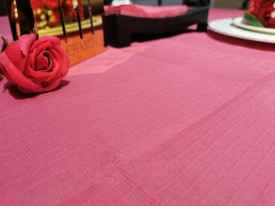 China Cubierta de tabla adornada manteles modernos del banquete del papel del hotel del estilo de Retangular 180GSM en venta