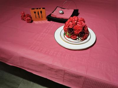 Cina Copertura decorata tovaglie moderne della Tabella di banchetto della carta dell'hotel di stile di Retangular 180GSM in vendita