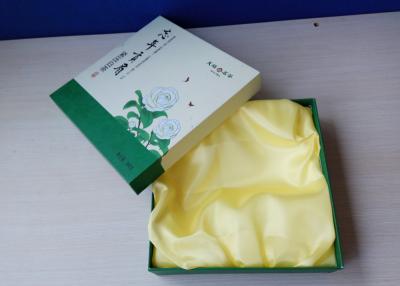 Китай Подарочные коробки размера профессионала различные, подарочные коробки картона пены ткани большие с крышками продается