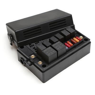 中国 12V自動車の海洋のボートのための防水ヒューズおよびリレー箱6pcs ATC ATOの刃のヒューズ 販売のため