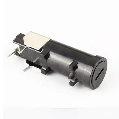 China Fenorische Harz-Bayonett-Typ Kappe 6x30mm 15A 30A 500V 600V AC PCB-montierte Sicherungshalter zu verkaufen
