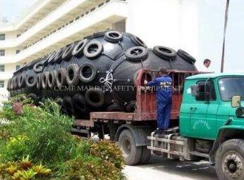 China Fishing Boat Pneumatic Marine Rubber Fenders for Marine for sale