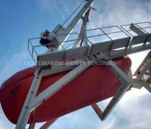 China 16 Persons Free Fall/Enclosed Life Boat and 55kn Davit for sale