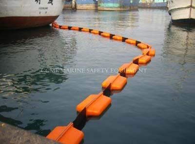 China Environmental Protection Rubber Inflatable Oil Boom for sale