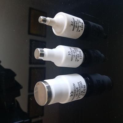China Eco Friendly Fuse Type D Screw Type Fuse 63A E33 3P DIN With CE / IEC Certificate for sale