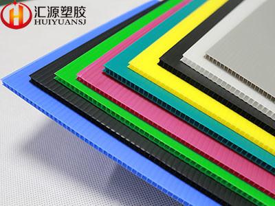 China el polipropileno de 2mm-8m m acanaló la hoja 8' ×4 ' 18
