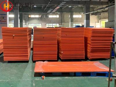 China Lightweight PP Corrugated Plastic Sheets , Orange Corrugated Plastic Sheets for sale