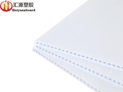 China Reusable 4'x8' White Corrugated Plastic Cardboard for sale