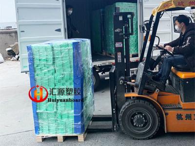 China Triangular Fireproof 600gsm Corflute Plant Guards for sale