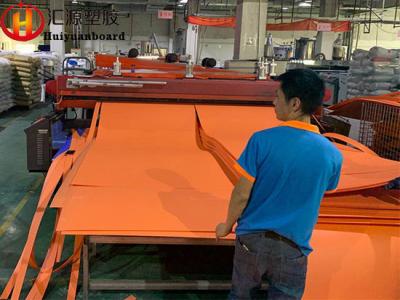 Cina Strati arancio amichevoli di protezione del pavimento di Eco Correx in vendita