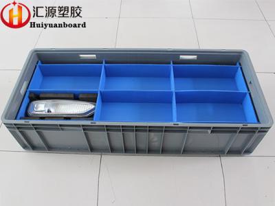 Cina 1500gsm ha ondulato i divisori di plastica in vendita