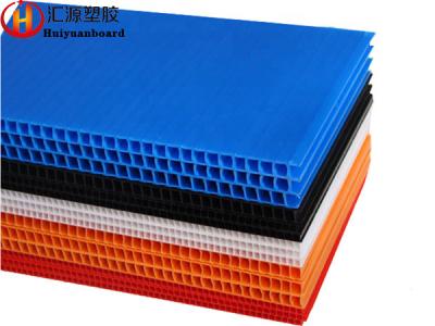 中国 反腐食8x4 Coroplastは防水PP空シートを広げる 販売のため