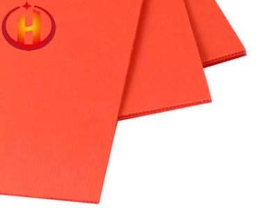 China De rode Slijtage die tegen 3mm pp verzetten zich plooide Plastic Vuurvaste Bladen Te koop