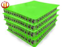 China Durable Eco Friendly 480GSM PP Plastic Separator Sheets Waterproof for sale