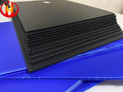 Cina Il ESD piano ha ondulato riutilizzabile resistente di plastica dell'acqua dei pannelli 300gsm in vendita