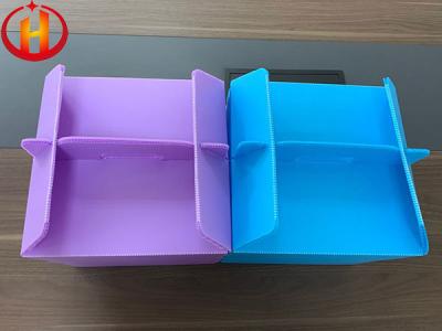 China Gute Härte wiederverwendbares Coroplast packt kundengebundene Farbe ein zu verkaufen