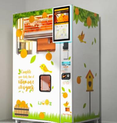 China Bill Acceptor 800W Automatic Juice Vending Machine With Canopy Te koop