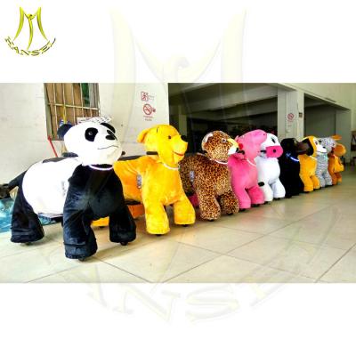 中国 Hansel hot sale battery childrens rides on toys amusenment park moving carousel rides for sale electric animal scooter 販売のため