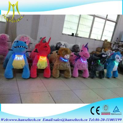中国 Hansel coin operated amusement rides for kids toy rider electric toy cars for kidsgiant plush animals kids riding 販売のため