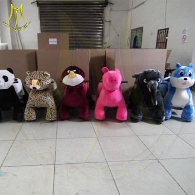 中国 Hansel coin operated electric toy car bull riding toys for kids electric dog walking machine giant plush animals kids 販売のため