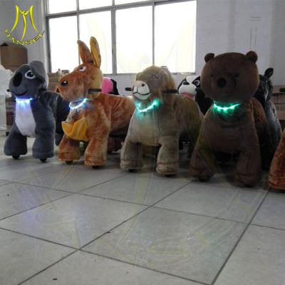 中国 Hansel giant plush animals kids ridingmechanical walking animal bike coin operated car kids ride on car kiddy ride 販売のため