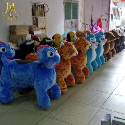 中国 Hansel cow electric motorized scooter with battery and mp3 for unicorn motorized plush animal  dog rides kiddie ride on 販売のため