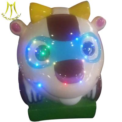 中国 Hansel coin operated children indoor games kiddie ride on calf  for sale 販売のため