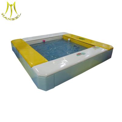 中国 Hansel Shopping mall for Children playground equipment soft  rocking water bed 販売のため