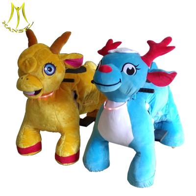 中国 Hansel christmas deer  riding animals battery powered animals riding toys plush motorized animals 販売のため