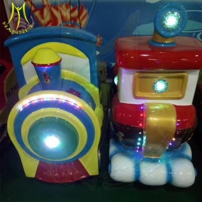 中国 Hansel coin operated children amusement park ride on fiberglass toys 販売のため