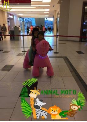 中国 Hansel  zoo park animal walking plush battery motorized plush animal for amusement park 販売のため