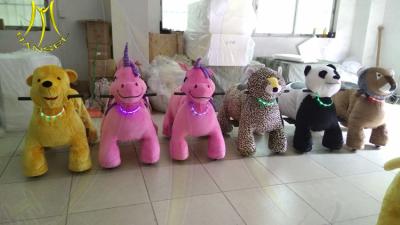 中国 Hansel Christmas plush moving animal toy ride on bike china animal toys ride for sales 販売のため