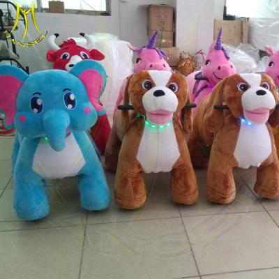 中国 Hanselhot selling battery operated electric ride on plush animal 販売のため
