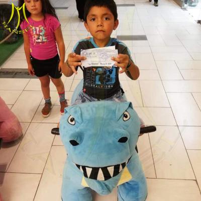 中国 Hansel amusement park walking coin operated electric motorized animals for sale 販売のため
