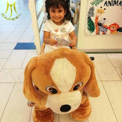 中国 Hansel animal game plush motorized animals plush walking horse rides 販売のため