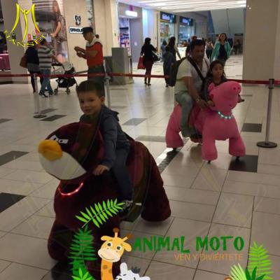 中国 Hansel amusement electric rides on animal motorized plush animal 販売のため