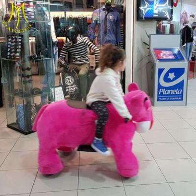 中国 Hansel coin operated walking animal toys motorized animals children rides car 販売のため