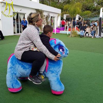 中国 Hansel commercial coin operated electric stuffed animal unicorn on wheels 販売のため