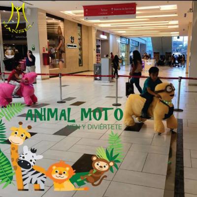 中国 Hansel amusement children electric stuffed walking animal toy rides 販売のため